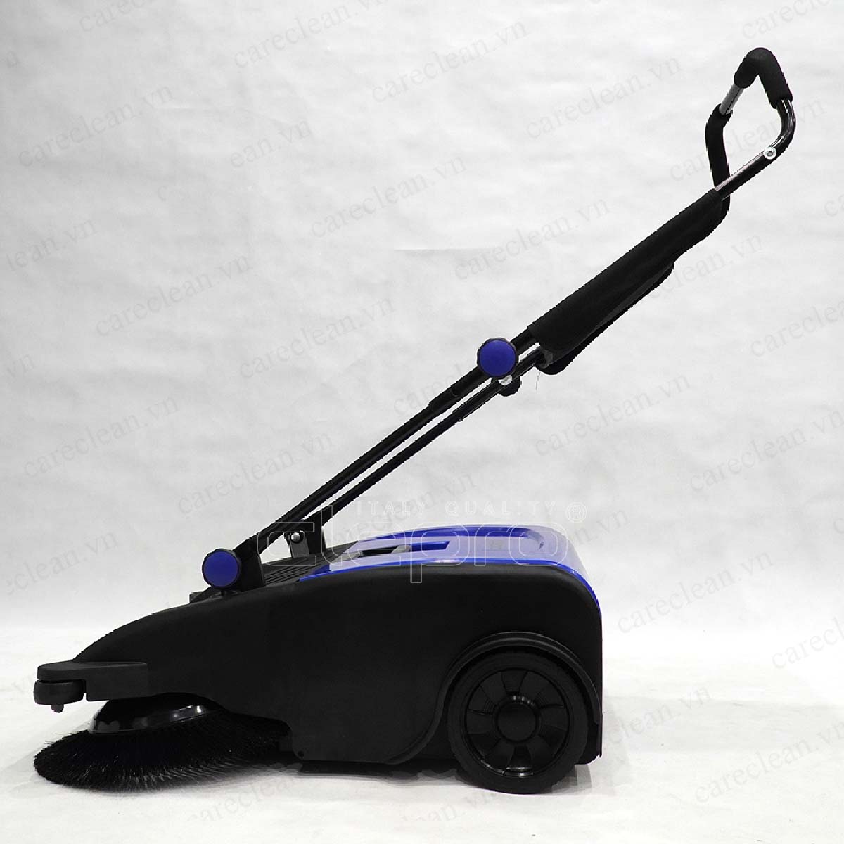 XE QUÉT RÁC ĐẨY TAY CLEPRO CW-800/02 làm sạch mọi nơi